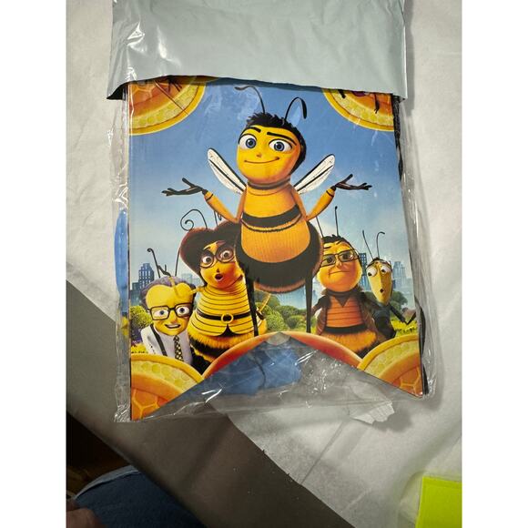 unknown | Party Supplies | Nwot The Bee Movie Birthday Decorations ...